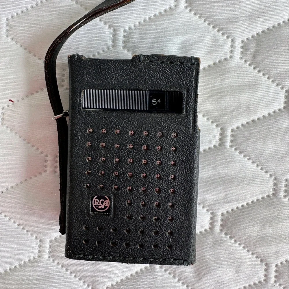 RCA | Portable Audio & Video | Rca Transistor Radio Black Vintage ...